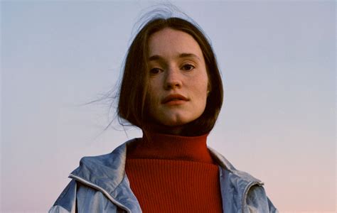 Sigrid Shares Cosy Festive Version Of Home To You
