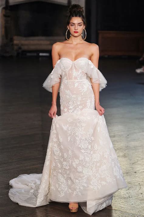 Latin Influenced Wedding Dresses For Your Big Day Thefashionspot