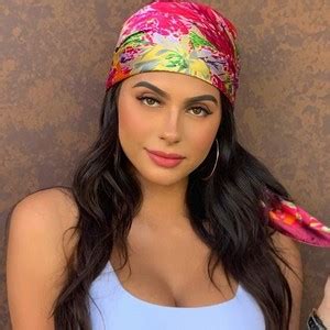 Amanda Trivizas Bio Age Wiki Net Worth Height Boyfriend