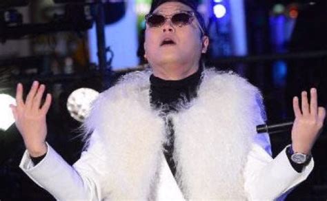 Psy БНСУ ын Ерөнхийлөгчийн инаугурацид дуулна