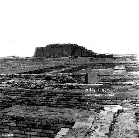 Mesopotamia Ziggurat Photos And Premium High Res Pictures Getty Images