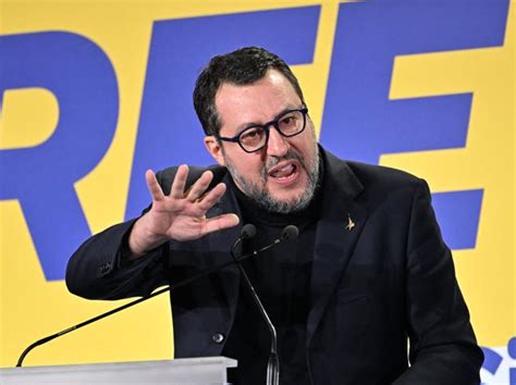 Крајната десница ја повикува ЕПП заедно за да го „ослободат Брисел“ Независен Весник