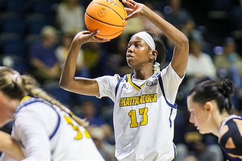 Utc Women Hold Off Etsus Late Rally To Win Socon Opener Chattanooga