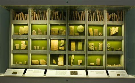 Royal Library Of Ashurbanipal 30 000 Cuneiform Clay Tablets