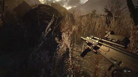 Resident Evil 8 Village Fighting Varcolac Alpha The Leader Of The