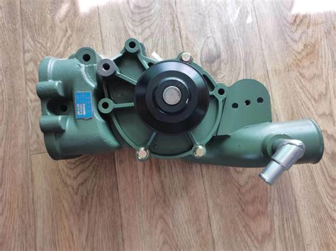 Howo D12 Water Pump Assy Vg1246060094 Truck Parts And Spareparts