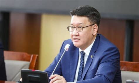 Төсвийн хуулийг батлах хугацааг өөрчилж байж 2025 оны төсвийн төслийг