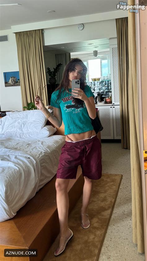 Emily Ratajkowskis Sexy Beach Bash Photos Aznude