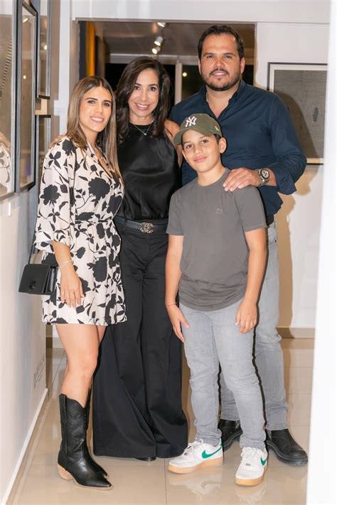 Sociales Paola Ávalos And Adolfo Weber Inauguran Su Exposición En Mura Y