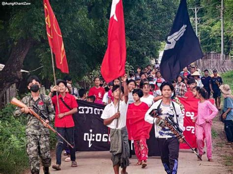 ချင်းတွင်း သပိတ်စစ်ကြောင်းက ဖက်ဆစ် စစ်တပ် အမြစ်ပြတ် ချေမှုန်းရေး ချီတက် ဆန္ဒပြ Khit Thit Media