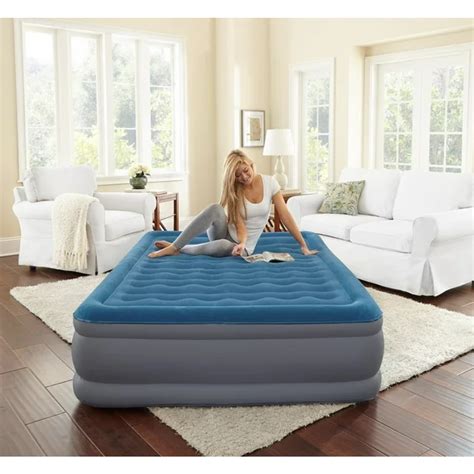 Inflatable Mattress With Built In Pump Akamai Mothers And Mobility