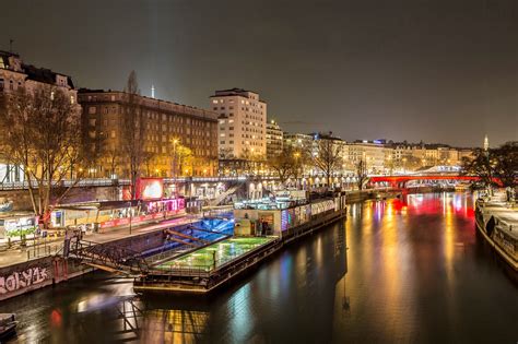 Nightlife In Vienna Vienna Travel Guide Go Guides