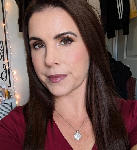 Julie Dawn 😍💕🐨 Instagram