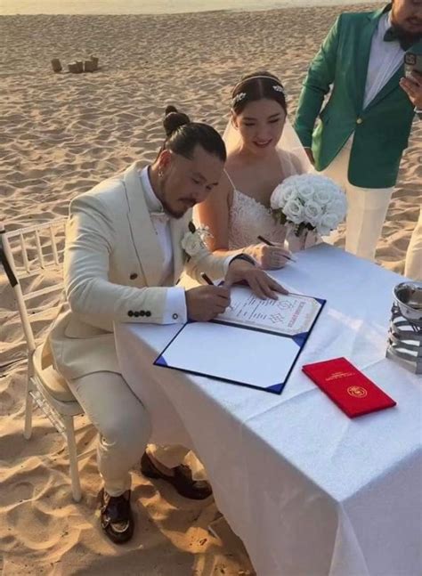 Фантастик продакшны жүжигчин М Баярбат Ветнам улсад хуримаа хийлээ