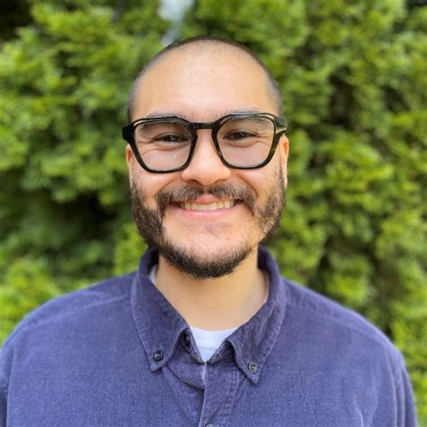 Ryan Sison Program Assistant University Of Illinois Hospital