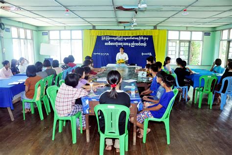 မိုးကောင်းမြို့ Community Centre ခန်းမ၌ စာစီစာကုံးရေးသားနည်းသင်တန်းဖွင့