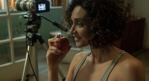 Olhar Indiscreto Muitas Cenas Picantes E Suspense Em Nova Miniss Rie Brasileira Abc