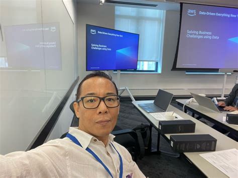 Data Datapipelines Awsglue Dataengineer Dataengineering