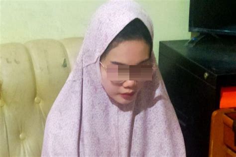 Sindo Hi Lite Cairan Sperma Di Sprei Jadi Bukti Perselingkuhan Istri Polisi
