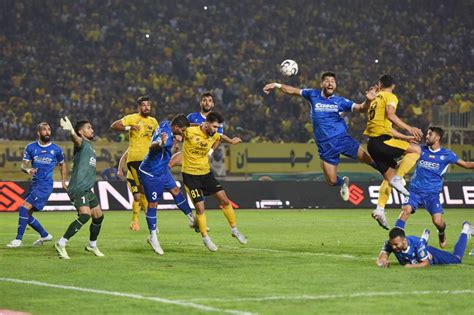 دلداری استقلالی ها به ایمان سلیمی؛ با قدرت ادامه بده طرفداری