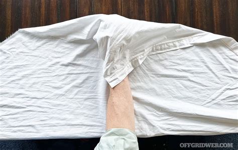 Triangular Bandage More Than A Dozen Uses RECOIL OFFGRID