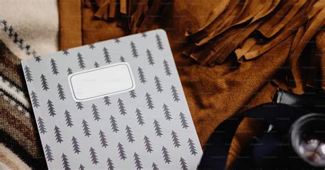 보호 집시 세련 된 요소 재킷 프린지 선글라스 노트북과 카메라 여행 용 패션 세트 사진 Unsplash의 여름 이미지