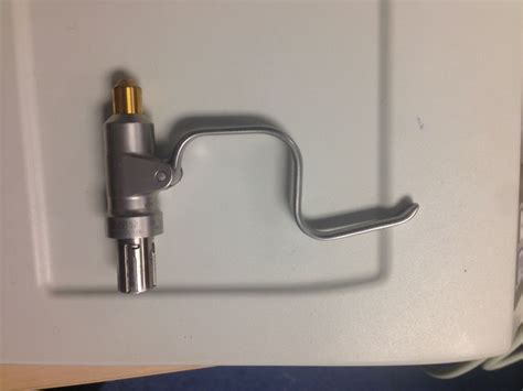 Insertadora De Agujas Kirschner Material De Osteosíntesis