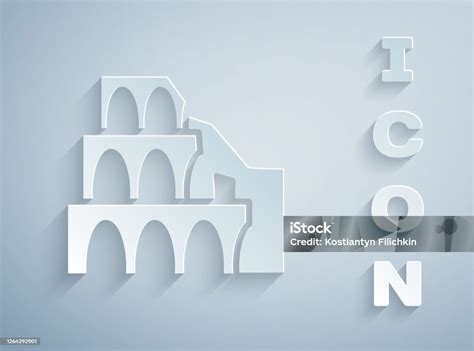 회색 배경에 고립 된 로마 이탈리아 아이콘에서 종이 컷 콜로세움 콜로세움 기호 고대 로마의 상징 검투사 싸움 종이 아트 스타일