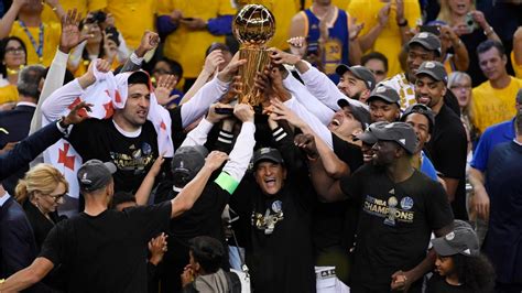 Golden State Warriors Beat Cleveland Cavaliers To Become Nba Champions