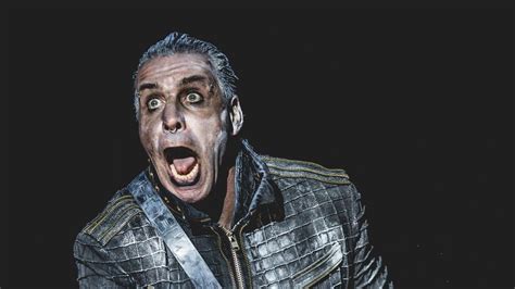 Rammstein Sex Macht Alkohol Was Die Jungen Frauen Aus Der Row