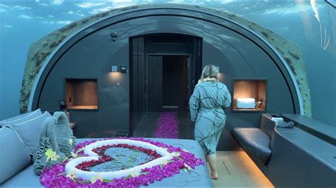 Underwater Room Rent In Maldives At Oscar Godson Blog
