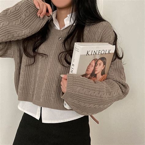 기프티박스 베이직한 꽈배기 패턴이 전체적으로 들어가 밋밋하지않게 포인트를 주었으면서 적당한 두께감으로