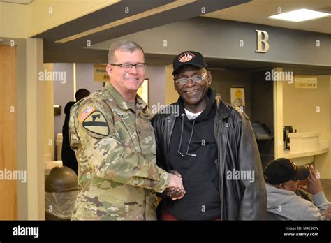 Army Brig Gen Mark Simerly Dla Troop Support Commander Shakes Hands