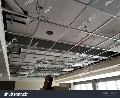 Ceiling Grid Installation Commercial Building Stock Photo 1408882793 Shutterstock