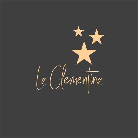 La Clementina Hermosa Lara Con Su Kimono Cisne Facebook