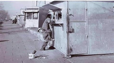 History Mgl ТҮЦ нээс худалдан авалт хийж буй эгч дүүс