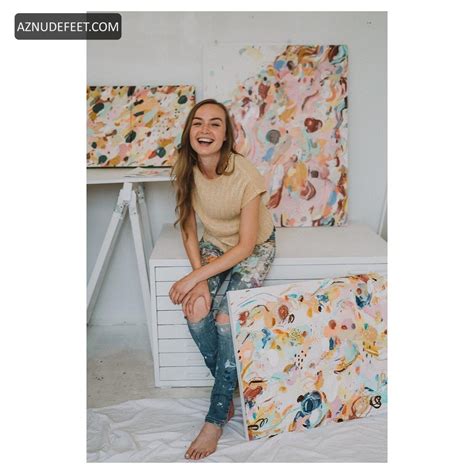 ZoÉ Boivin Feet Aznudefeet ZoÉ Boivin Feet Aznudefeet