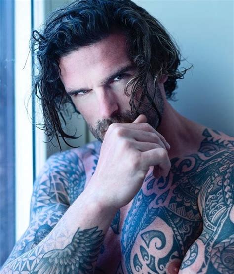 Stuart Reardon Cheveux Cheveux Longs Tatouage