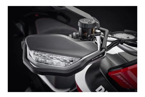Motovation Usa Sliders And Protection Evotech Performance Usa Hand