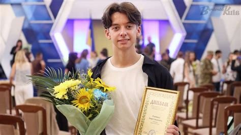 Українець став кращим студентом світу Шпальта