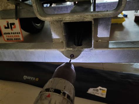 Outboard Motor Support Bracket What Is It And How To Install One Explained