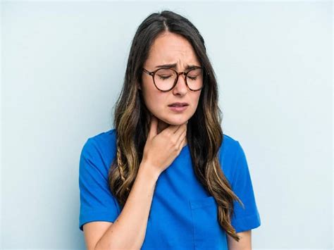 Monsoon Blues Common Causes Of Sore Throat During The Rainy Season