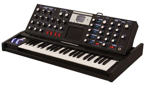 Moog Minimoog Voyager Synthesizer Electric Blue Edition Long And Mcquade