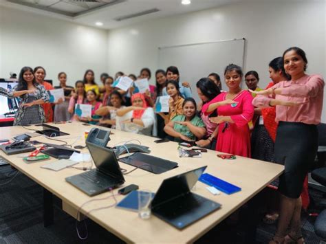 Weareoraclecss Weareoraclecss Weareoraclecss Happinessatoracle Weareoraclecss Oracle