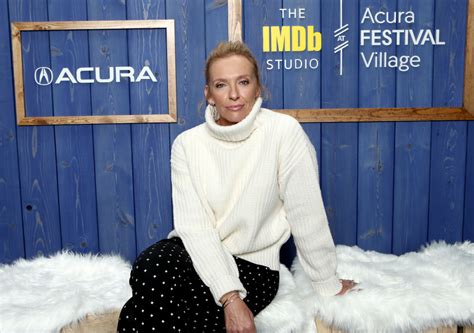 The Daily Gossip Toni Collette Announces Divorce As Husband Is Spotted