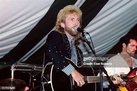 229 Keith Whitley Photos And High Res Pictures Getty Images