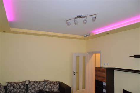 Помощ за избор на лед лента за осветление