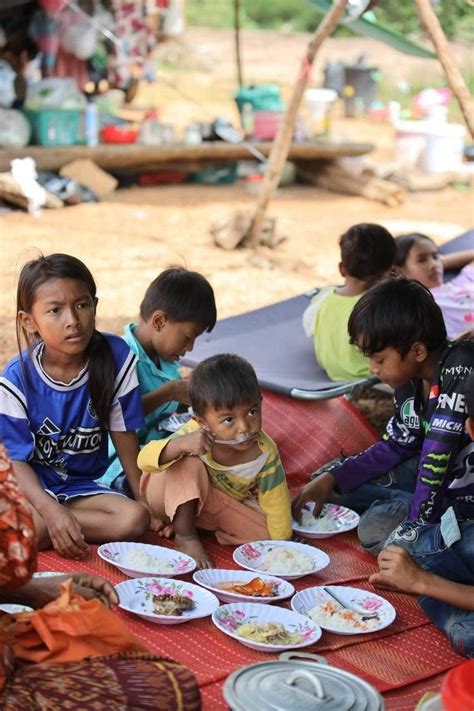 អូនលីកា កំប្លែង