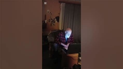 შენს ჭიპზე დავლეწ ტანსაო Сумасшедшая любовь на родном языке Грузинском Мераба Хидашели Youtube