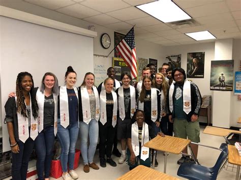 The Aice Seniors Are Getting Ready Oakleaf High School